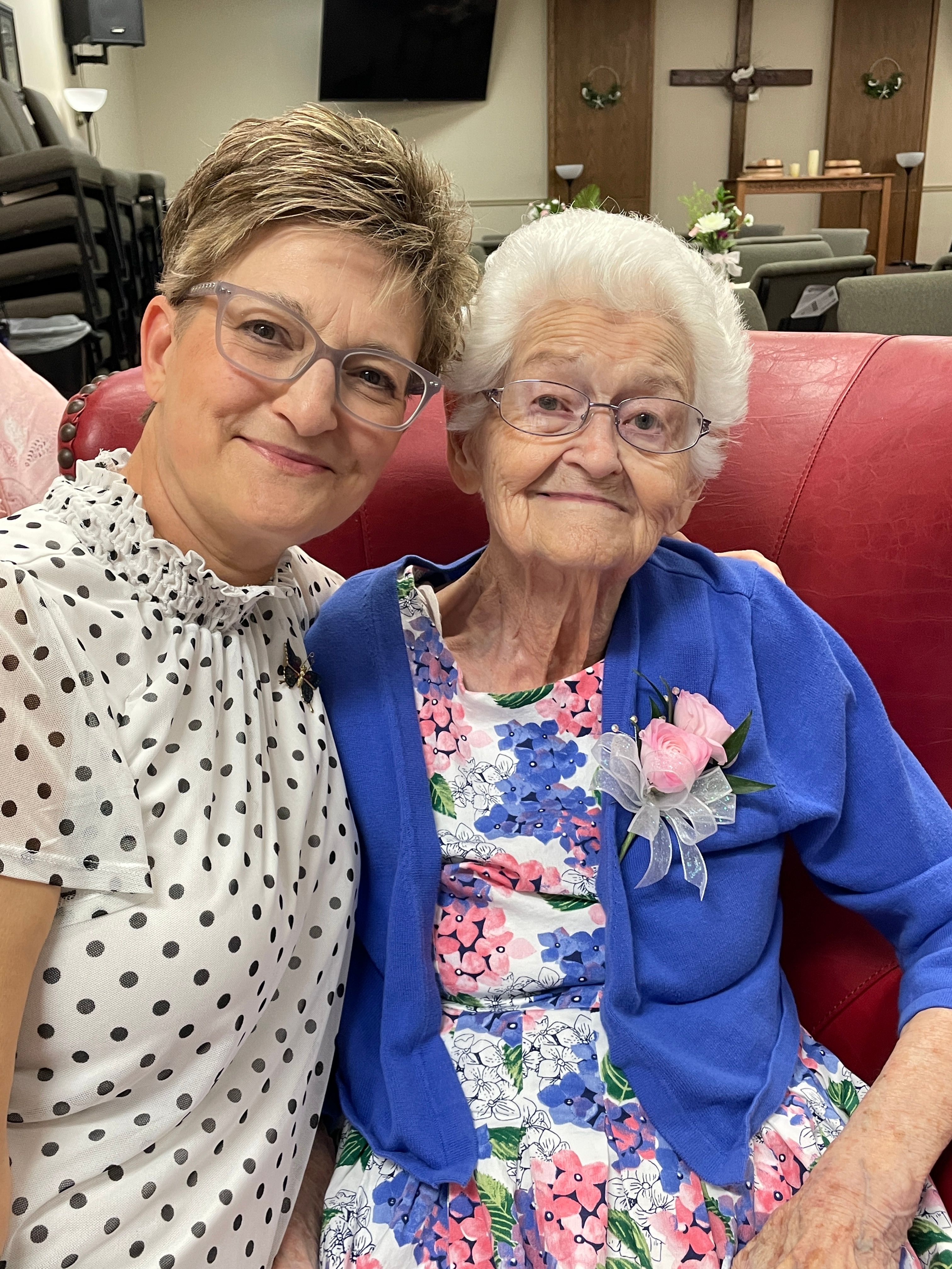 Evelyn Anderson's Memorial Wall | Dahl Funeral Chapel